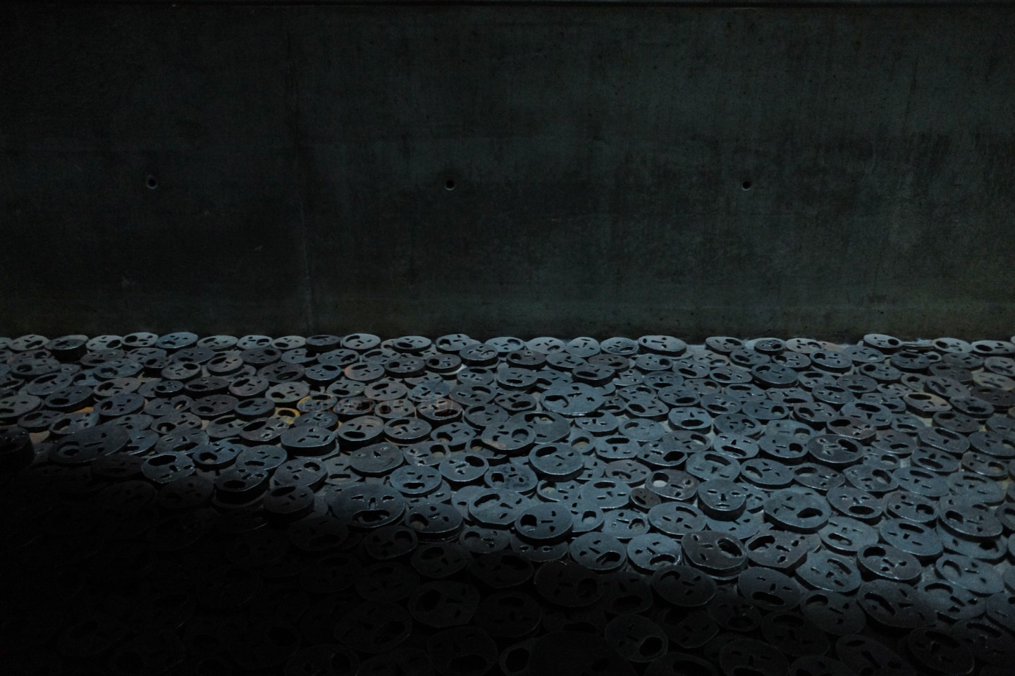 My Berlin: Shalekhet (Fallen Leaves), Jewish Museum | Fotoeins Fotografie