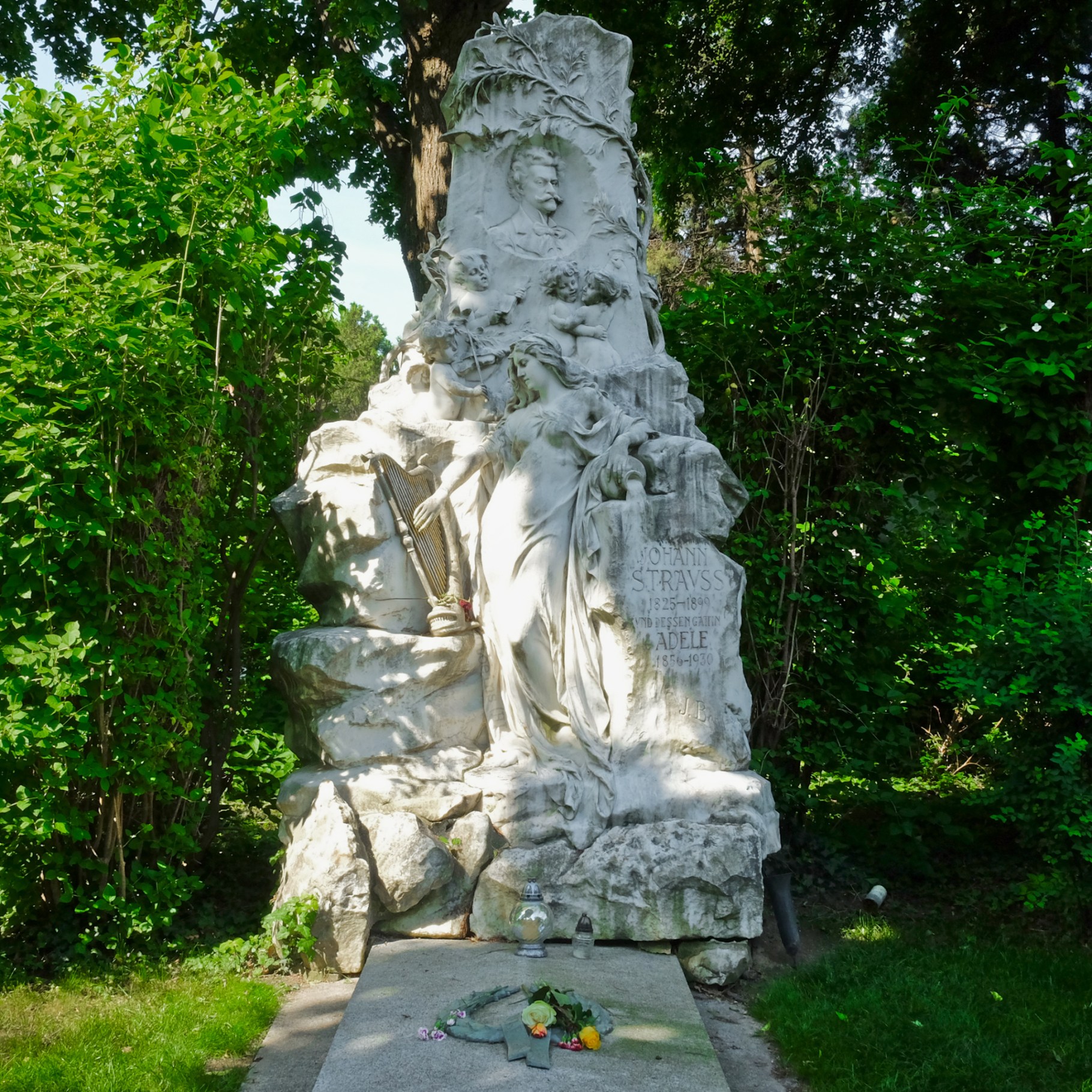 Vienna: Johann Strauss II, traces & places | Fotoeins Fotografie