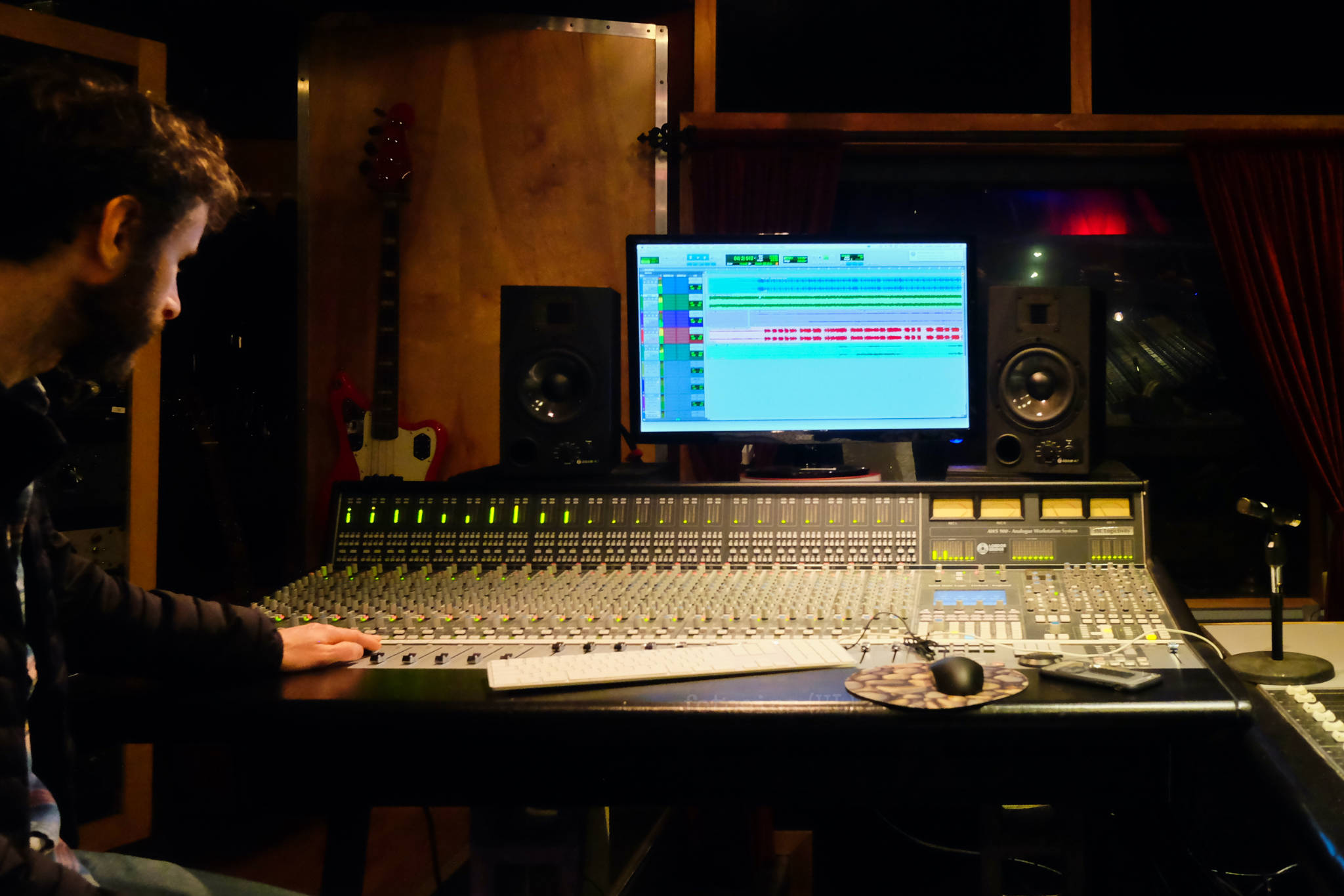 London Bridge Studio: Pearl Jam, Temple o.t. Dog | Fotoeins Fotografie