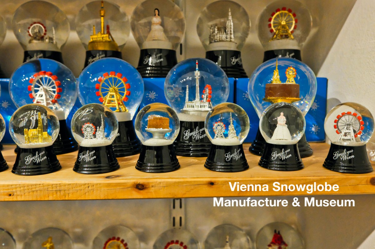 Vienna: home for snow globes since 1900 | Fotoeins Fotografie